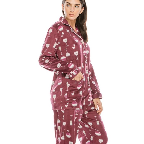 Intimates & Sleepwear | 2 Piece Wine Pattern Fleece Pajama Set | Poshmark